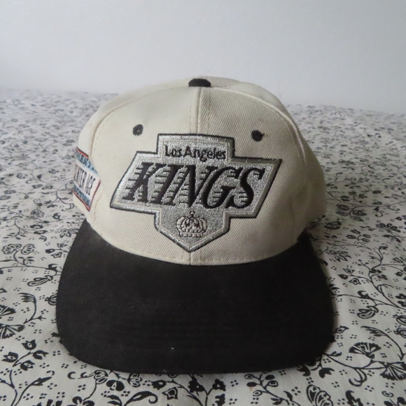 sports specialties | Accessories | Los Angeles Kings Nhl Sports ...